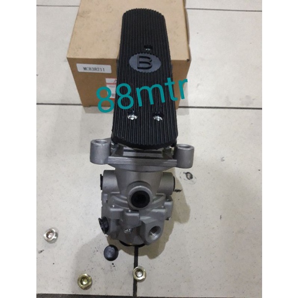 Jual brake valve assy foot brake assy pedal rem komplit fuso ps190 ...