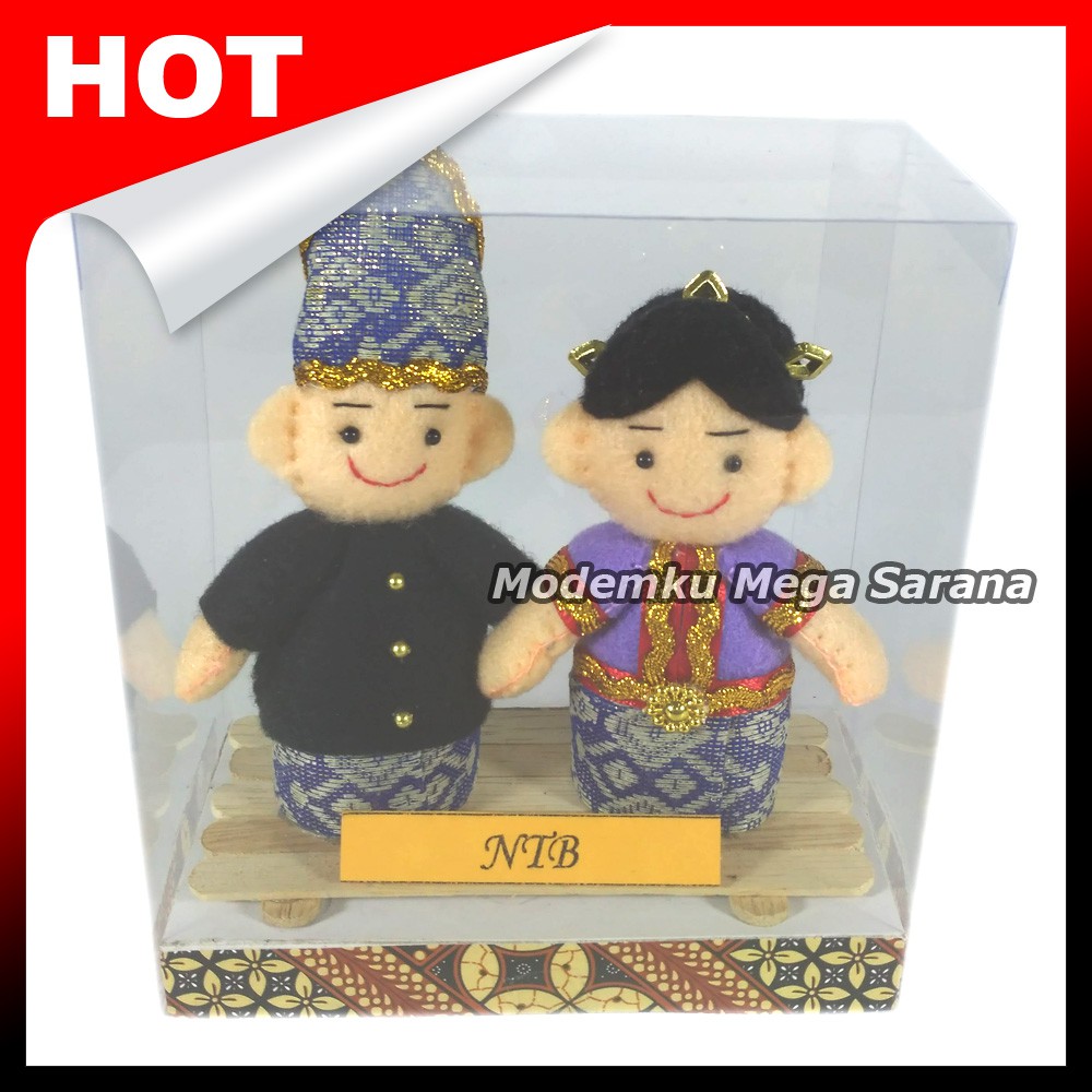 Jual Boneka Pakaian Adat NTB Nusa Tenggara Barat | Shopee Indonesia