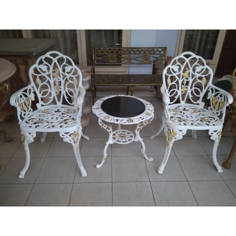 Jual Meja Teras Granit Plus 2 Kursi Besi Ukir | Shopee Indonesia