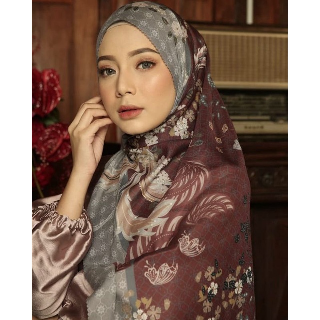 Jual HALWA SCARF SRI WEDARI SERIES | Shopee Indonesia