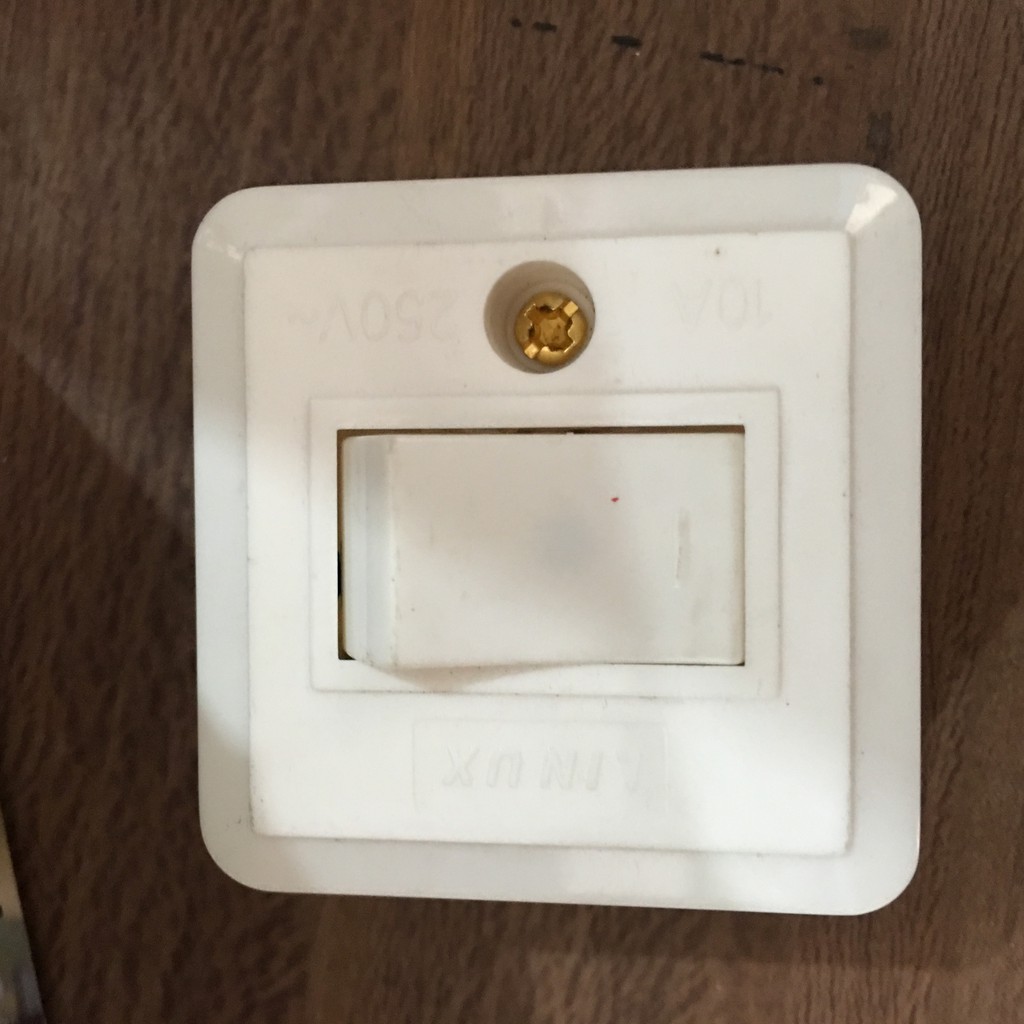 Jual SAKLAR TEMPEL Lampu dengan Baut Kotak merk Elinux | Shopee Indonesia