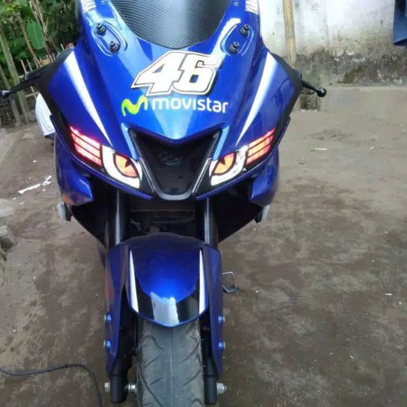 Jual stiker mata lampu depan R15 V3 | Shopee Indonesia