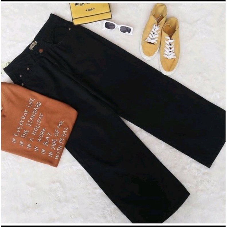 Jual Jumbo Highwaist Kulot Hitam Jeans Tebal Big Size 27-42 | Shopee ...