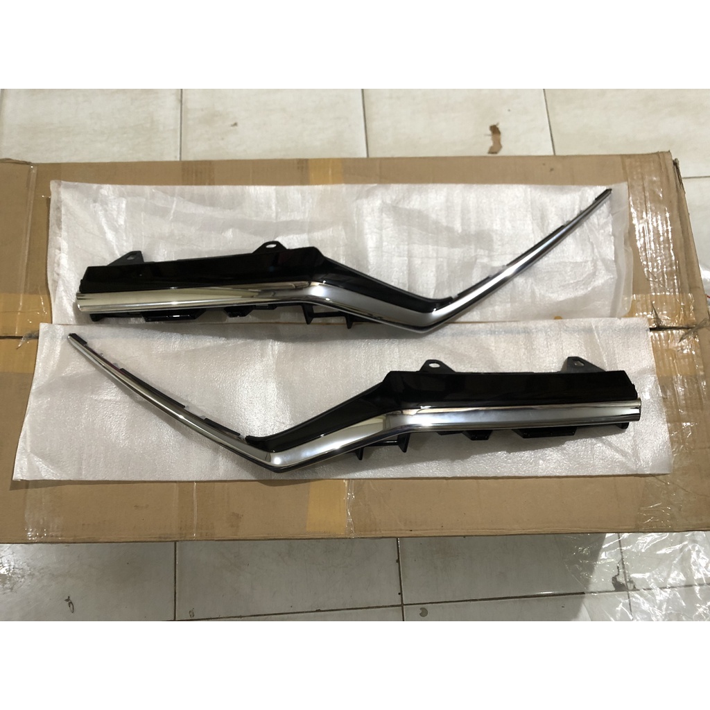 Jual List Headlamp CRV TURBO List Grill Atas CRV TURBO FACELIFT ...