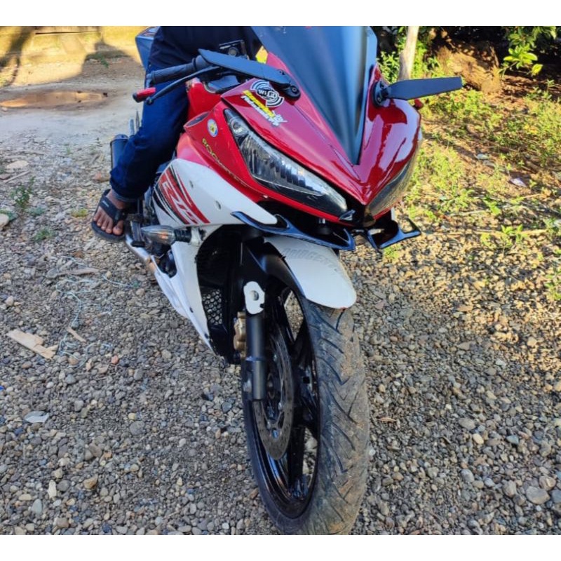 Jual Topeng/Headlamp Yamaha R15 v2+winglet model Yamaha R25 | Shopee ...