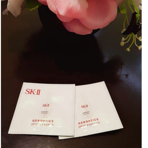 Jual SK-II GENOPTICS SPOT ESSENCE SACHET | Shopee Indonesia
