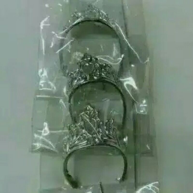 Jual AKSESORIS BARBIE/MAHKOTA BARBIE MURAH | Shopee Indonesia