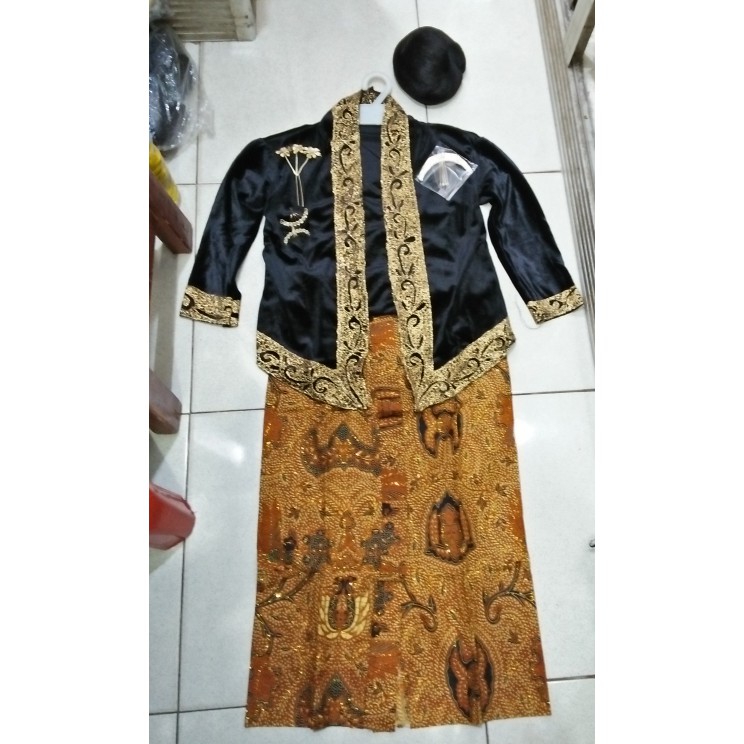 Jual WAJIB PUNYA!! Baju adat jawa // baju jawa cewek TK 83BT | Shopee ...