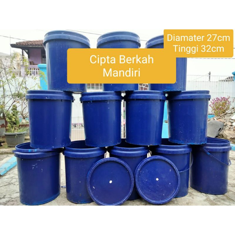 Jual Ember Bekas Cat 25kg Ember Plastik Bekas 25kg Biru Muda Polos ...