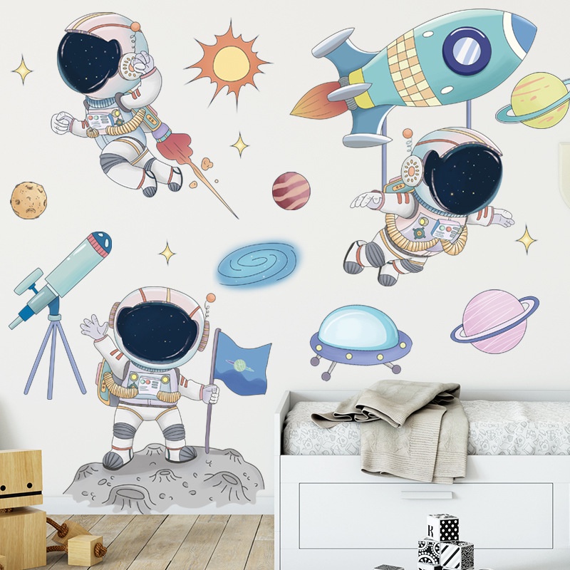 Jual stiker dinding cutting PVC sudah berperekat motif astronot kecil ...