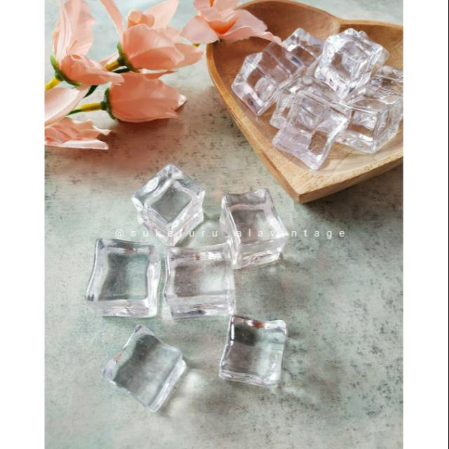 Jual 1 Buah Es Batu Akrilik Ice Cube Artifisial Artificial Palsu ...
