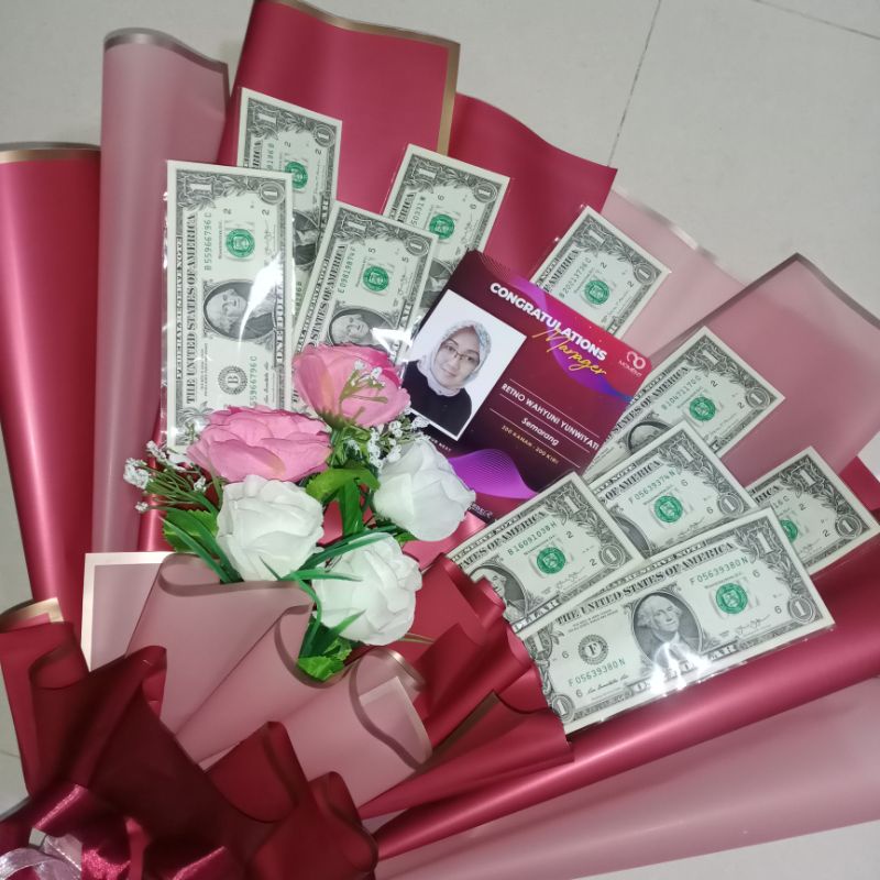 Jual bouquet buket uang 10 dollar | Shopee Indonesia