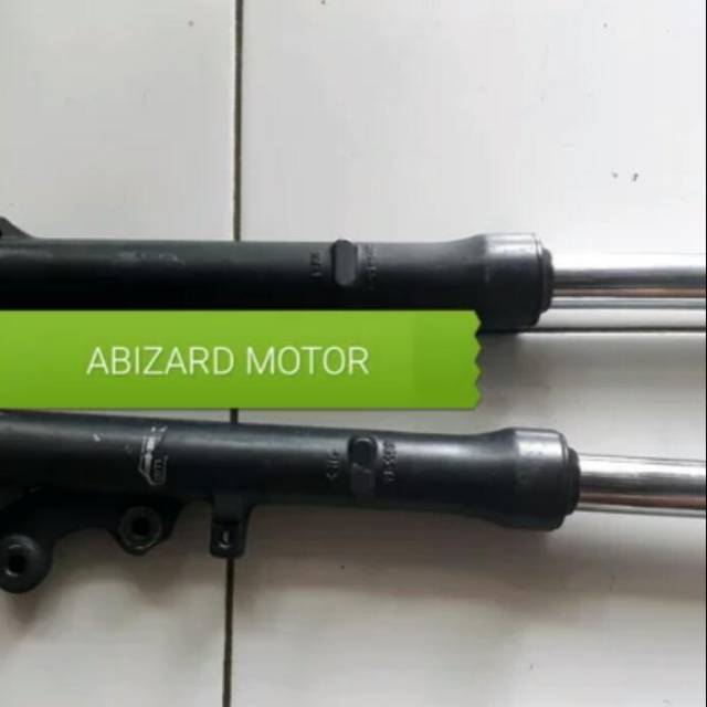 Jual Shockbreaker shock depan suzuki spin PNP Suzuki skydrive second ...