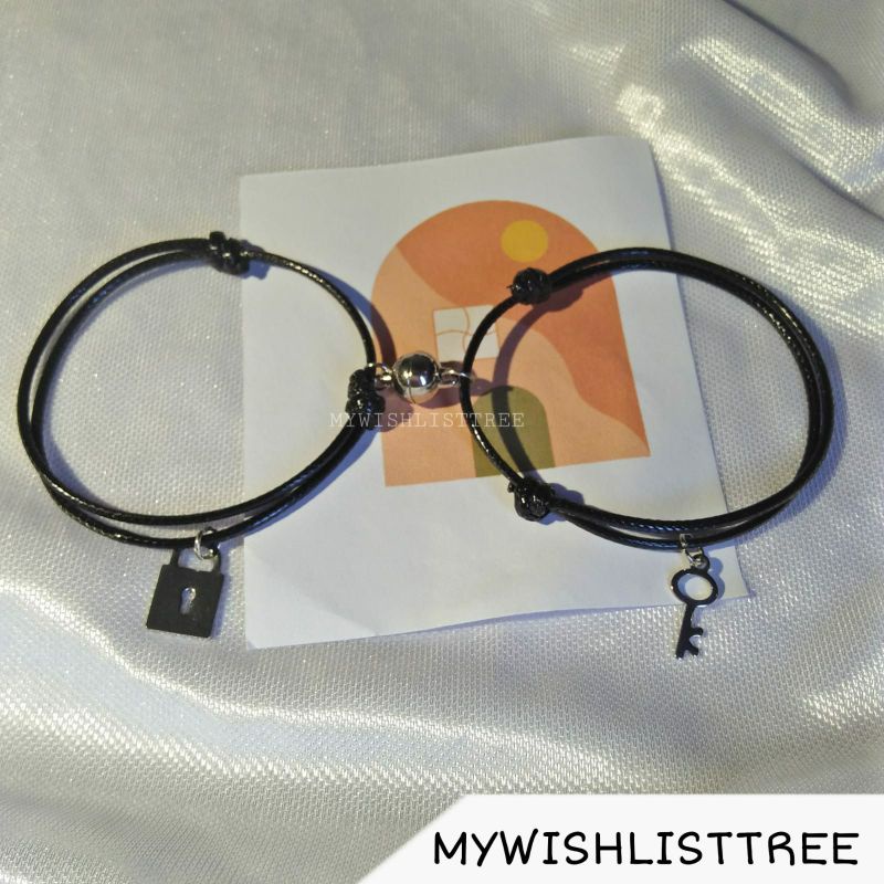 Jual 2PCS GELANG COUPLE MAGNET GEMBOK KUNCI STAINLESS SILVER | GELANG ...