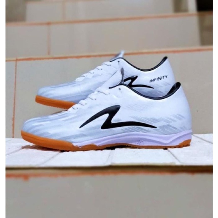 Jual Invinity !! Sepatu Futsal Specs infinity Grade Ori ( bisa Cod ...