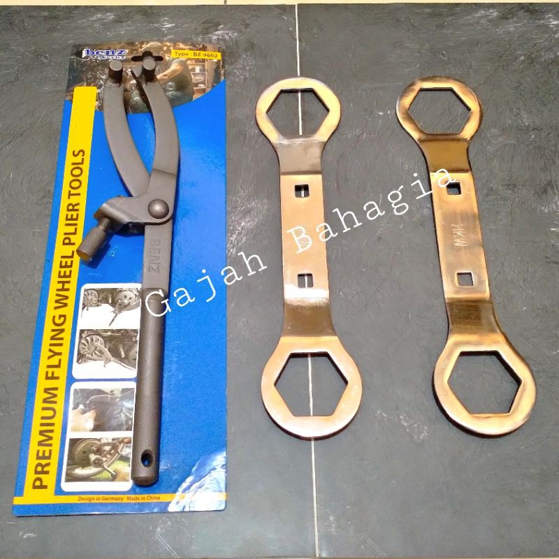 Jual Treker CVT 2 pcs Kunci Tahanan Kopling 39 x 41 Motor Matic Paket Set | Shopee Indonesia