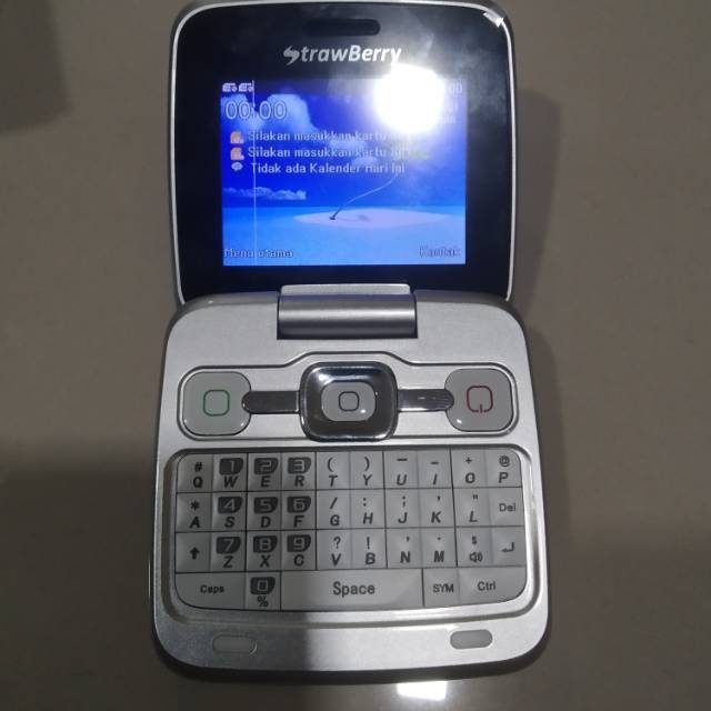 Jual Hp Strawberry Lipat Warna Merah | Shopee Indonesia