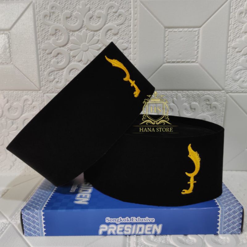 Jual Peci Songkok Kopiah Hitam Logo Bordir Kujang Mas Tinggi 9cm Bisa ...