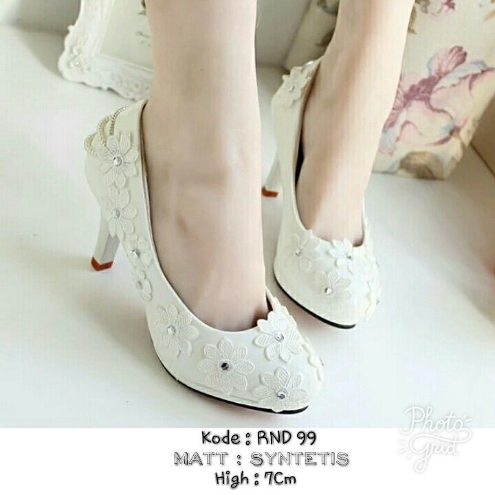 Jual HEELS PAYET BUNGA 7 CM | Shopee Indonesia