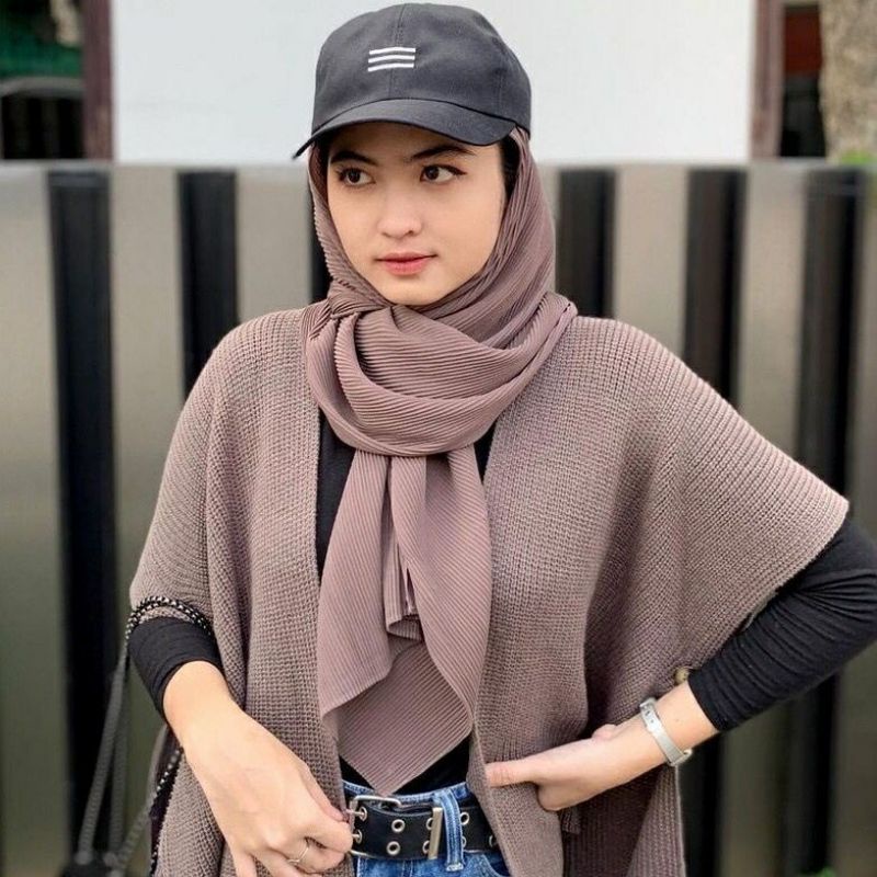 Jual Rompi Rajut Cardi CAMILLA | Atasan Wanita | Outer Rajut Wanita ...