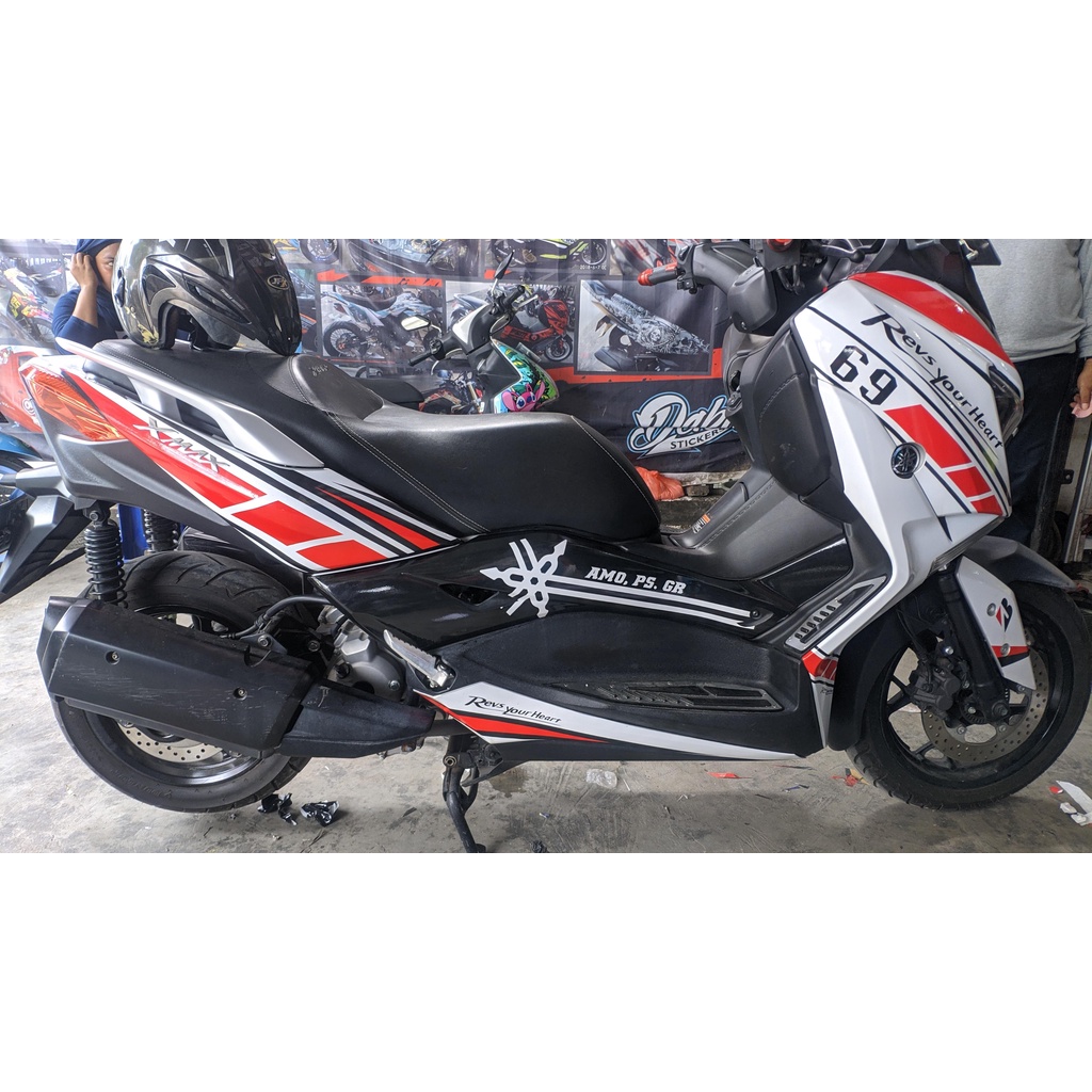 Jual Stiker Xmax Decal Full Body Xmax Premium Red and White Glossy DNKZ ...