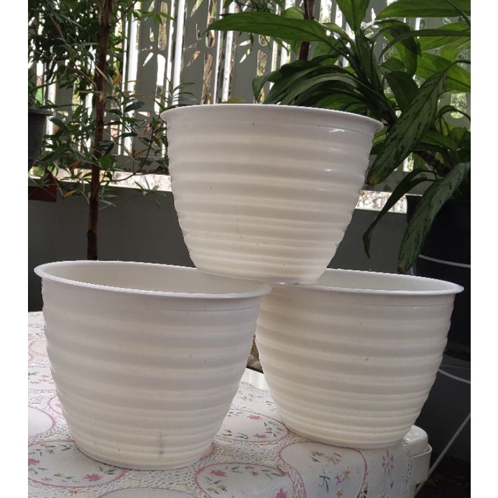 Jual Pot Bunga Madu 17 HPP diameter 15 cm Putih Pink Hijau Orange Pot ...