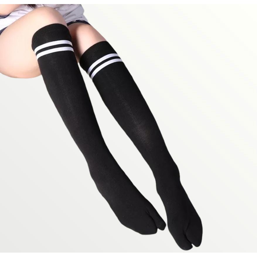 Jual Kaos Kaki Jempol Panjang Selutut Bergaris Strip Hitam Putih Kaus ...