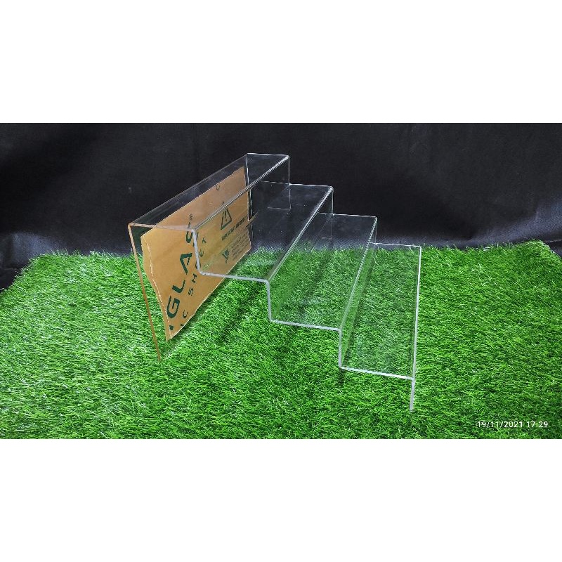 Jual display figur akrilik 4 tingkat | Shopee Indonesia