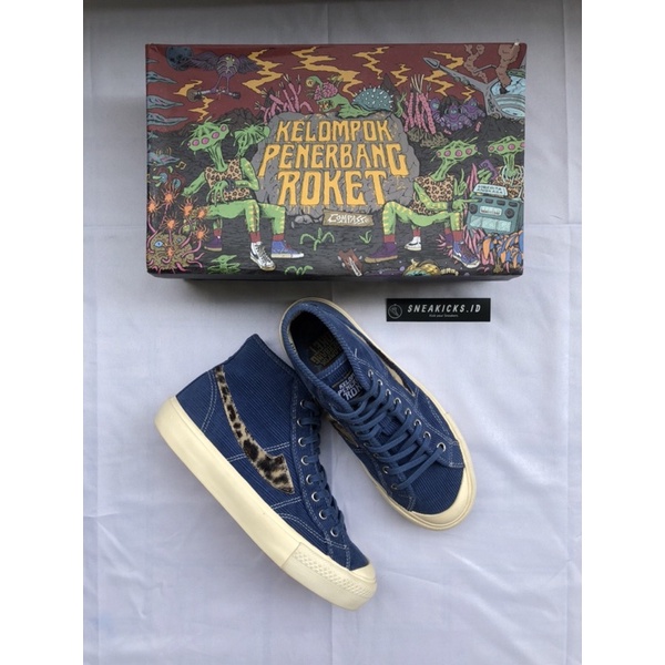 Jual [ORIGINAL] COMPASS X KELOMPOK PENERBANG ROKET JP PATTON LIMITED ...