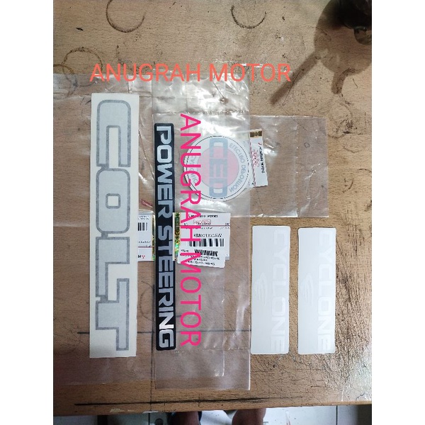 Jual logo sticker stiker COLT L300 DAN CED harga satu set seperti iklan ...