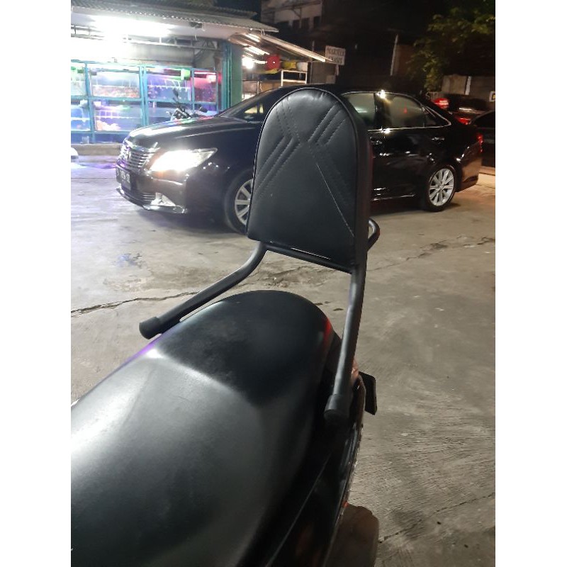 Jual SANDARAN MOTOR YAMAHA NMAX NEW/OLD DAN LEXI | Shopee Indonesia
