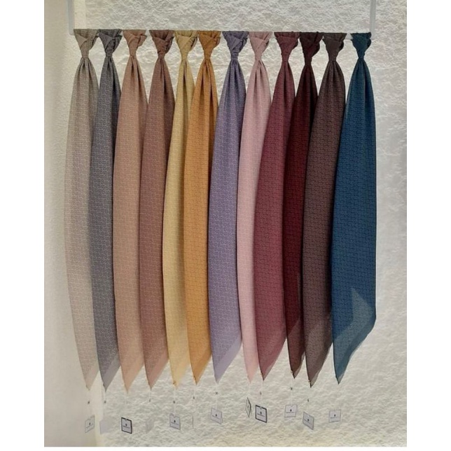 Jual buttonscarves tapis square (new) | Shopee Indonesia