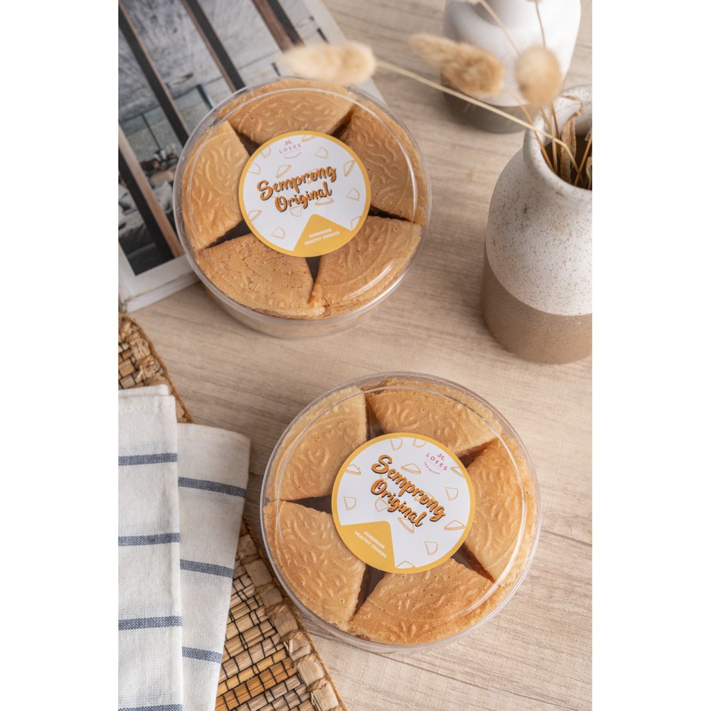 Jual Love Semprong Original jajanan enak Kue Gapit, Kue Kipas Semprong ...