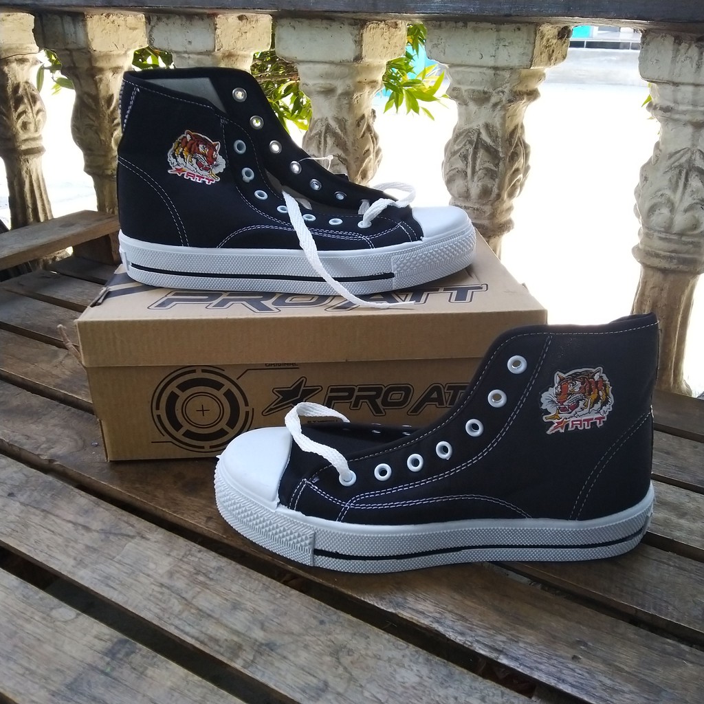 Jual Sepatu sekolah Att warior att warrior att ar att gambar macan 28 ...