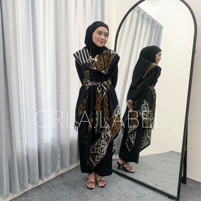 Jual (READYSTOCK) SASHI MIDIDRESS tenun / baju kondangan tenun / dress ...