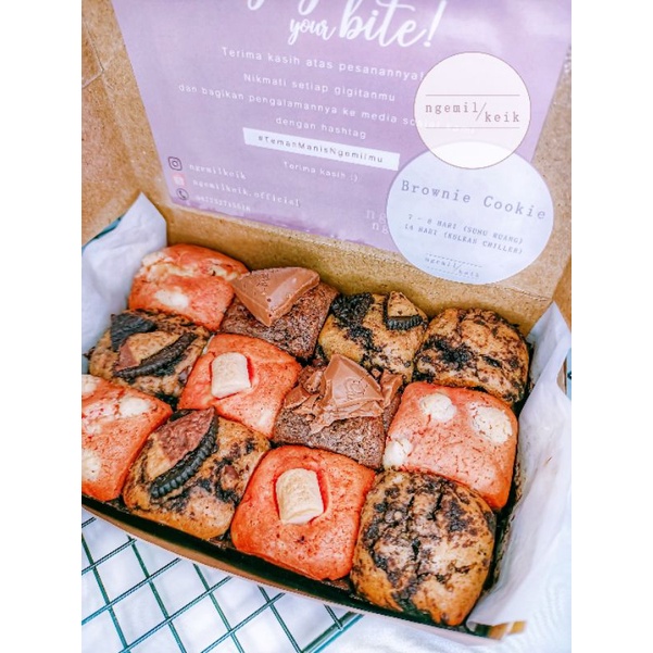 Jual Brownie Cookie (BROOKIE) Brownies + Soft Cookies Aneka Varian Rasa ...