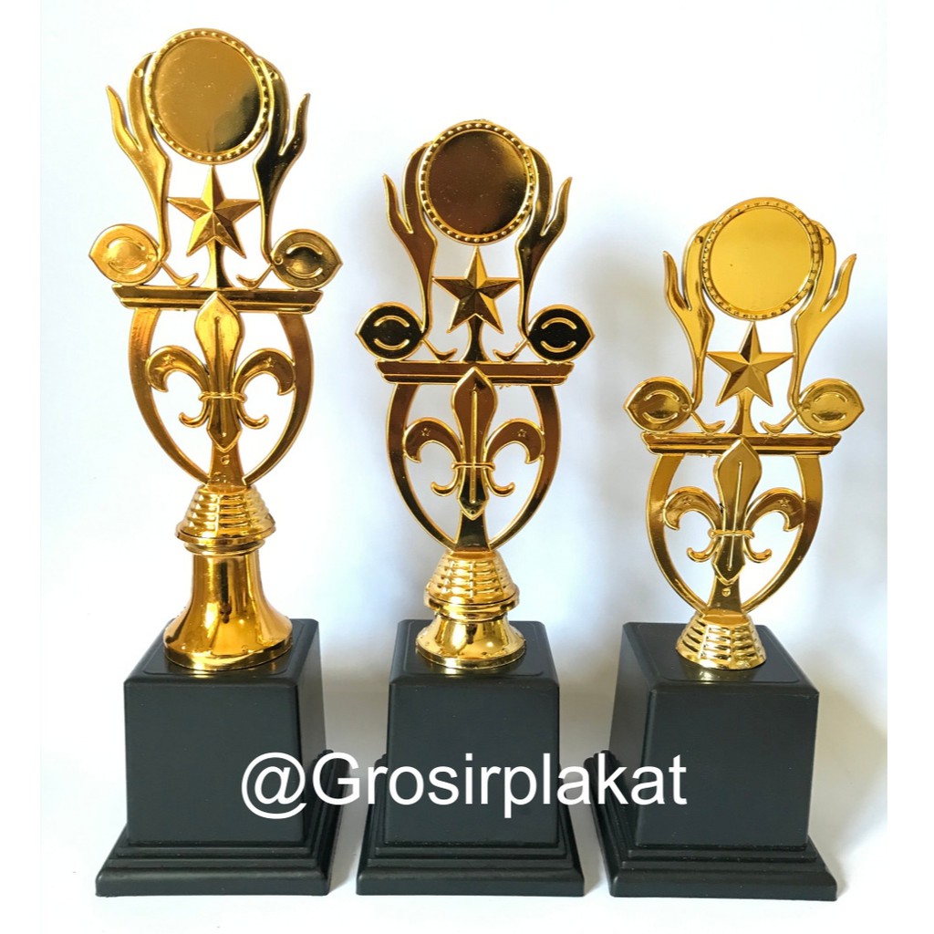 Jual Piala pramuka satu set Piala Pramuka 1 Set isi 3 | Shopee Indonesia