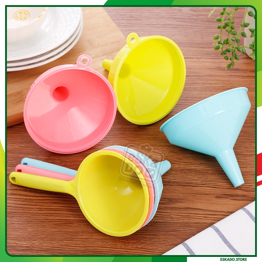 Jual Corong Plastik Serbaguna / Corong Minyak Air / Corong Plastik ...