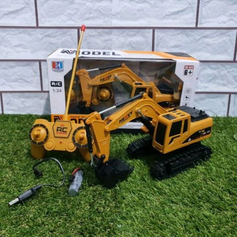 Jual Mainan Mobil RC Beko 6CH | RC Excavator 1:24 | Mainan Mobil ...