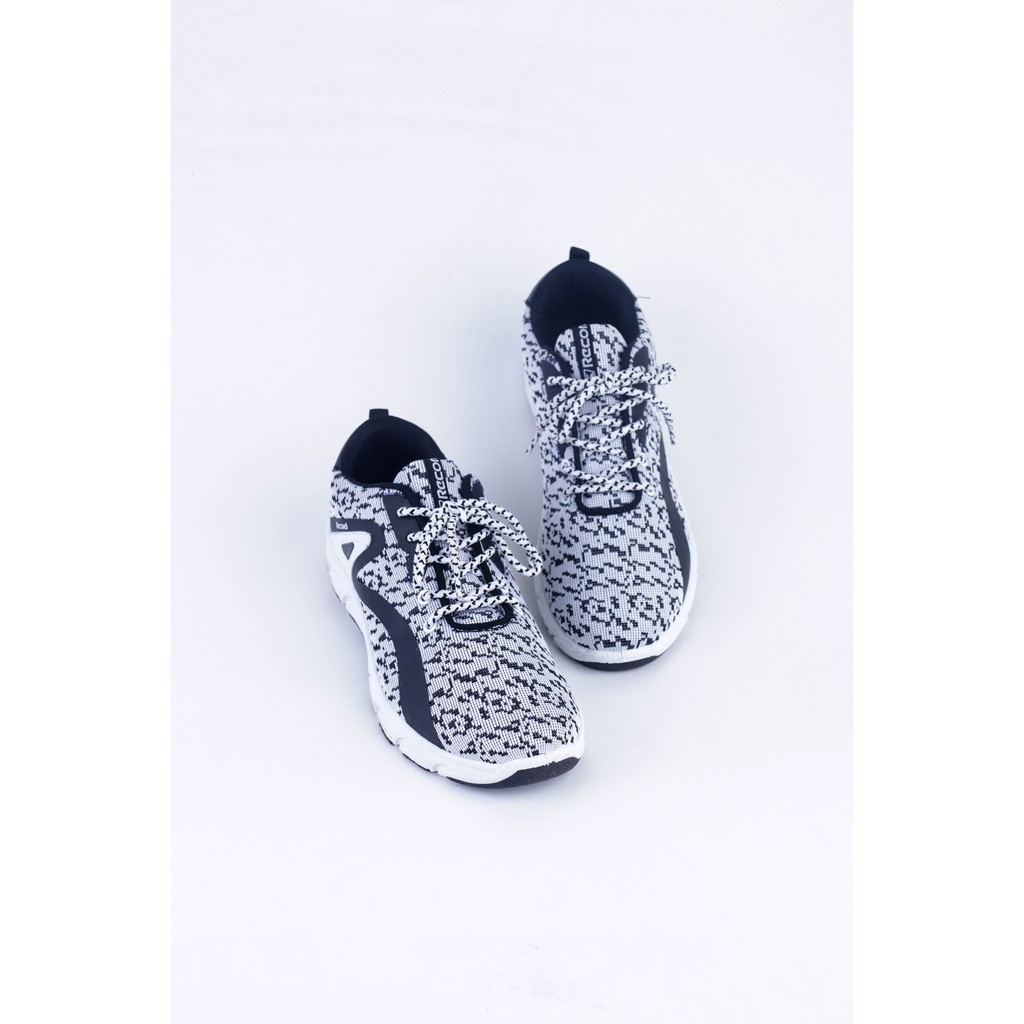 Jual SEPATU SPORT RUNNING MAN RECORD BELUGA | Shopee Indonesia