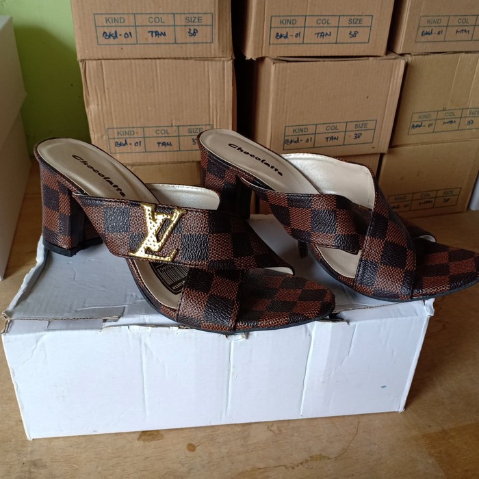 Jual HIGH HEELS AK24 COKLAT | Shopee Indonesia
