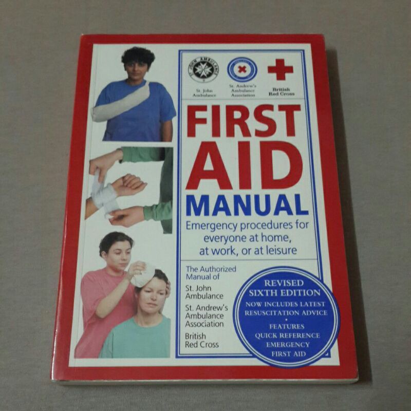 Jual FIRST AID MANUAL & Practical First Aid (1 Set 2 Books) | Shopee ...