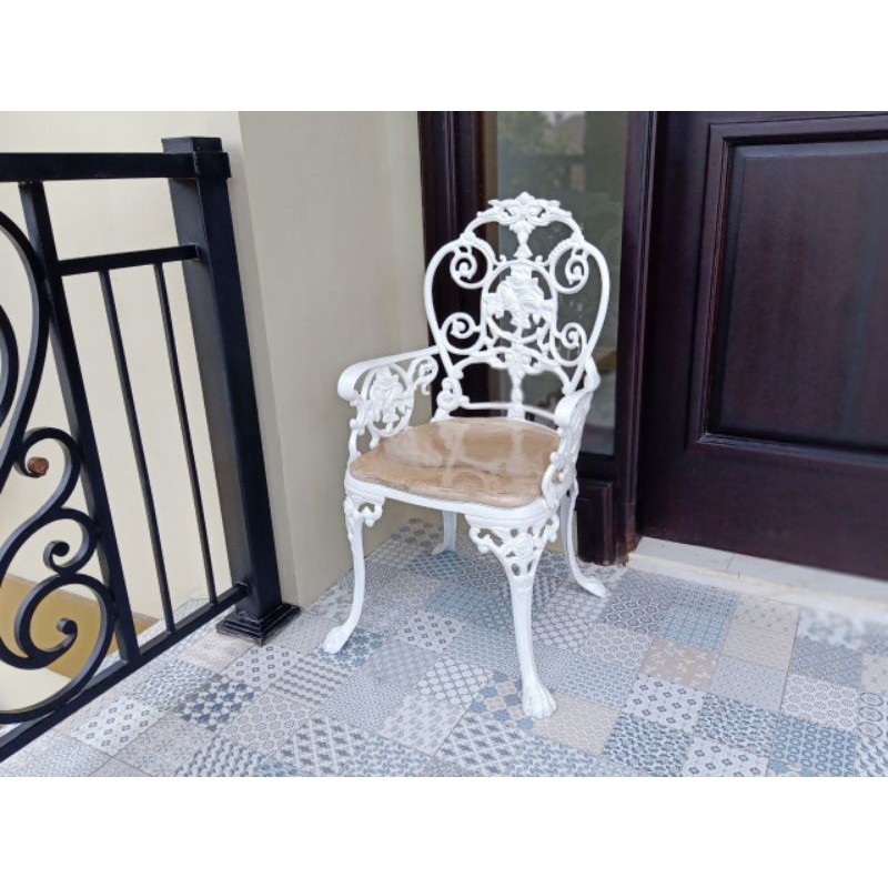 Jual Kursi Teras Besi Ukir Dudukan Batu Onyx | Shopee Indonesia