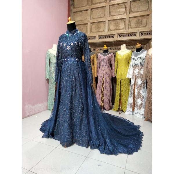 Jual Gaun pengantin dress slim dan ekor lepas. Gaun warna Navy ...