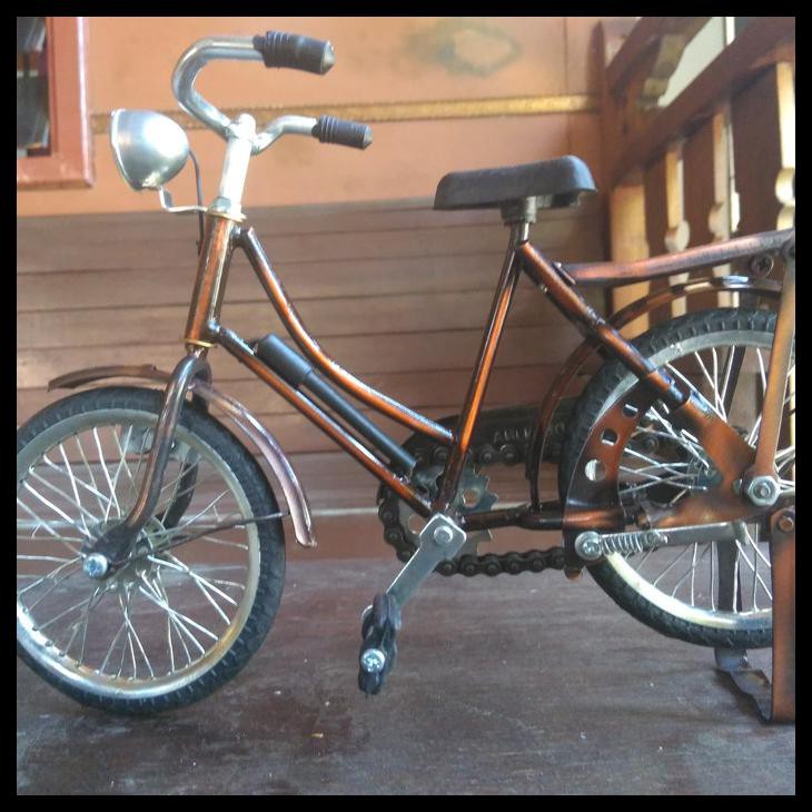 Jual Miniatur Sepeda Onthel Cewek Miniatur Sepeda Jawa Sepeda