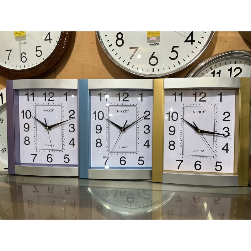 Jual jam dinding nikko 9356 bisa bunyi tiap jam persegi | Shopee Indonesia