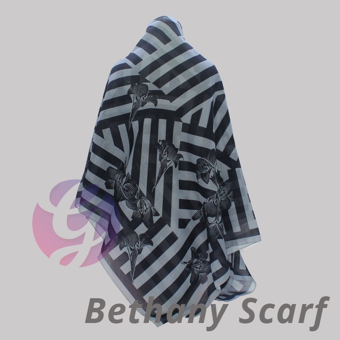 Jual Zoya Hijab Segi Empat Bahan Voal Tyrex (Bethany Scarf) | Shopee ...