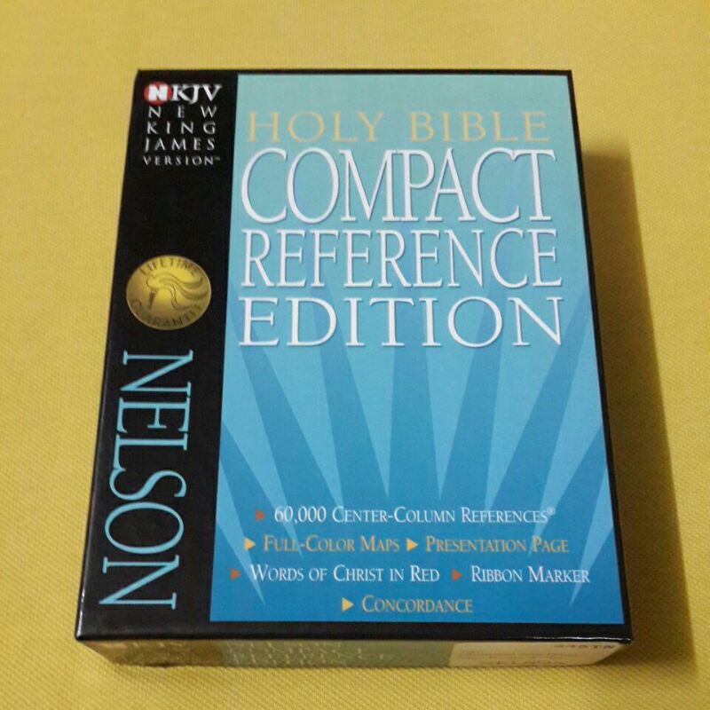 Jual HOLY BIBLE COMPACT REFERENCE EDITION (NKJV VERSION) | Shopee Indonesia