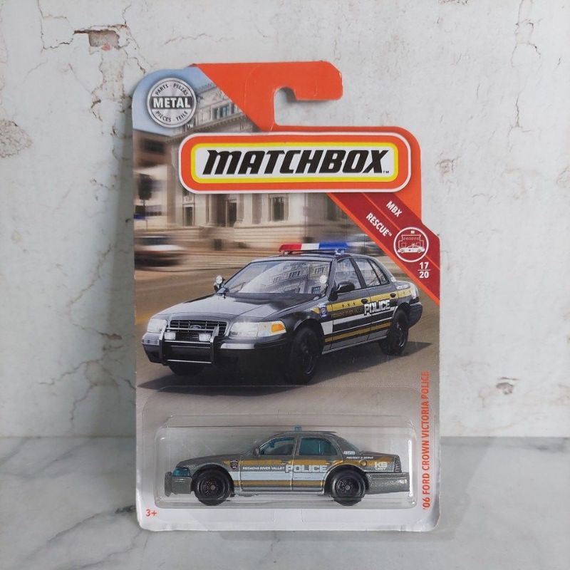 Jual Matchbox 06 Ford Crown Victoria Police | Shopee Indonesia