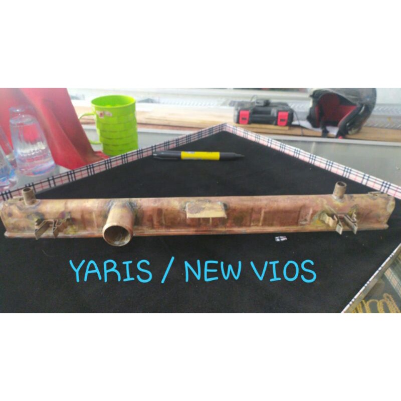 Jual Upper Tank Dop Kap Atas Radiator Toyota Yaris New Vios Kuningan ...